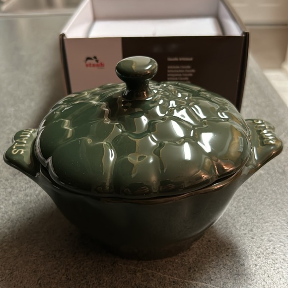 Staub | Kitchen | Staub Brand New Ceramique Green Artichoke Shaped ...